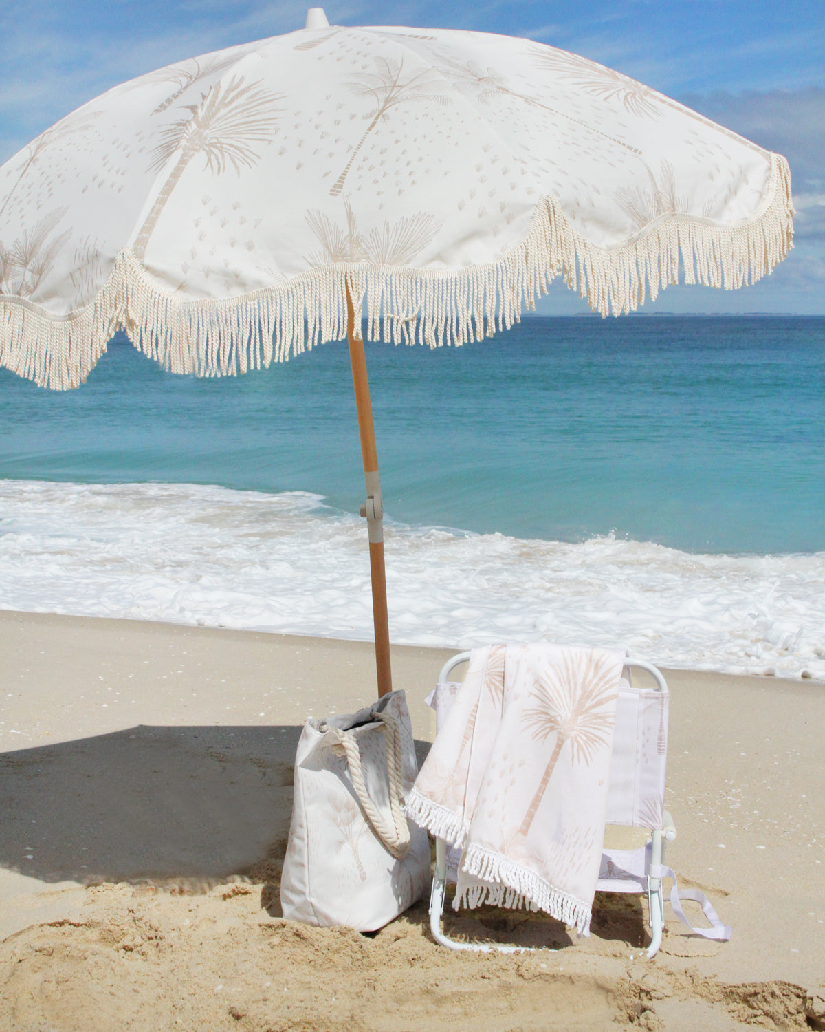 10 Must-Have Beach Essentials for an Unforgettable Day